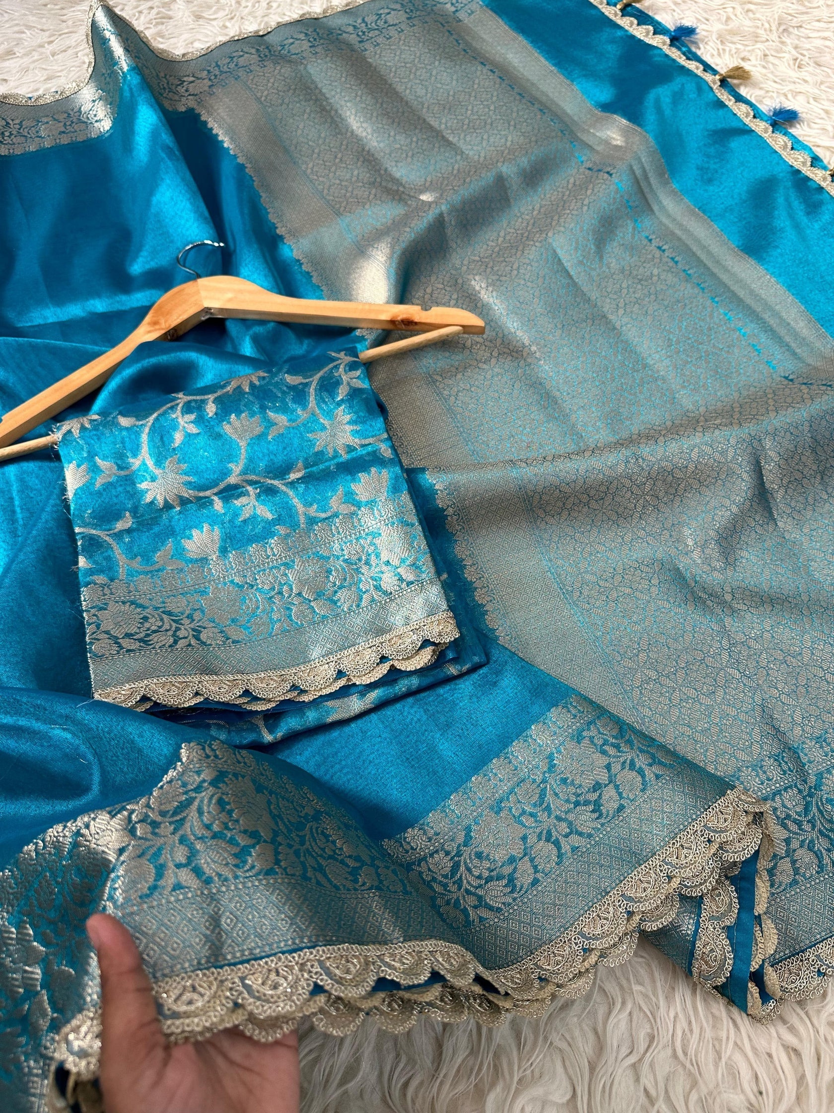 How to Choose the Perfect Saree for Every Special Occasion – thecotlin